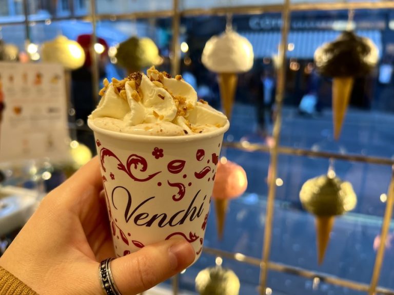The Prettiest and Yummiest Hot Chocolates to Try this Winter – URBAN ...