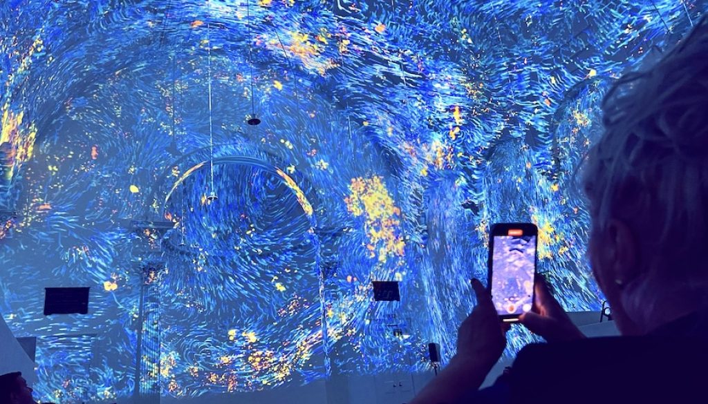 Immersive Light Show Depicting the Creation of Earth – ‘Genesis ...