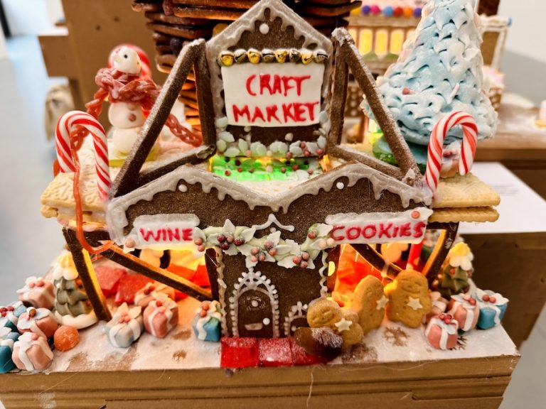 Gingerbread City 2024 – URBAN-ADVENTURER