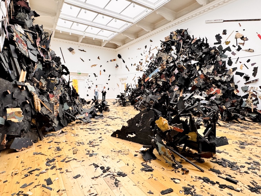 New Immersive Exhibition Opened at South London Gallery – Leonardo Drew ...