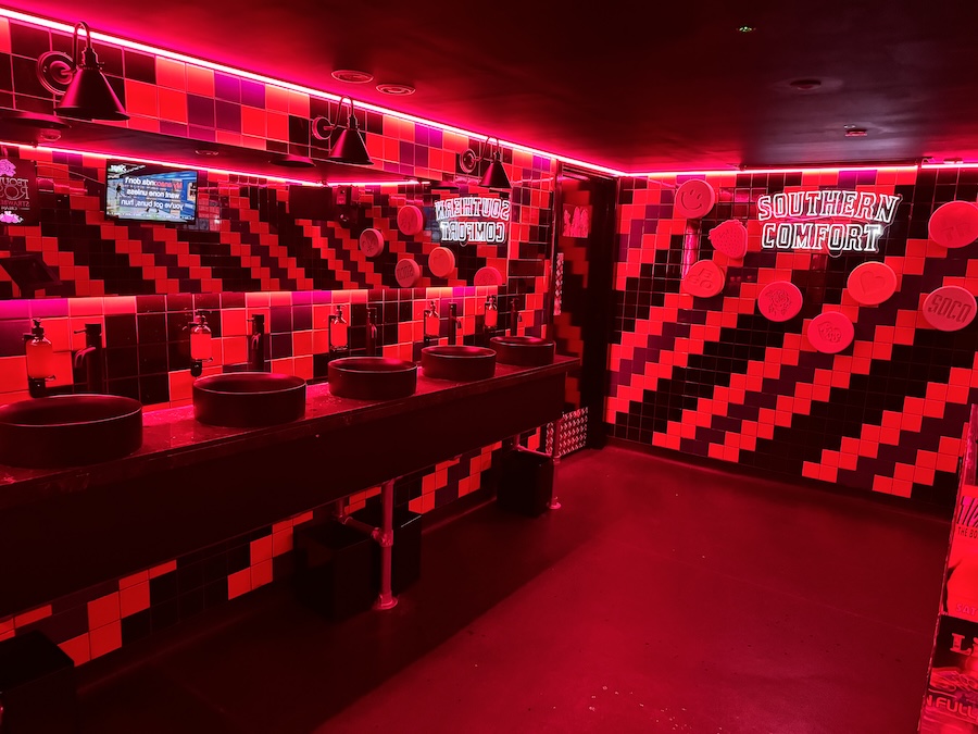 A Multi-Sensory Celebration of the 1990s – Bunga 90 – URBAN-ADVENTURER