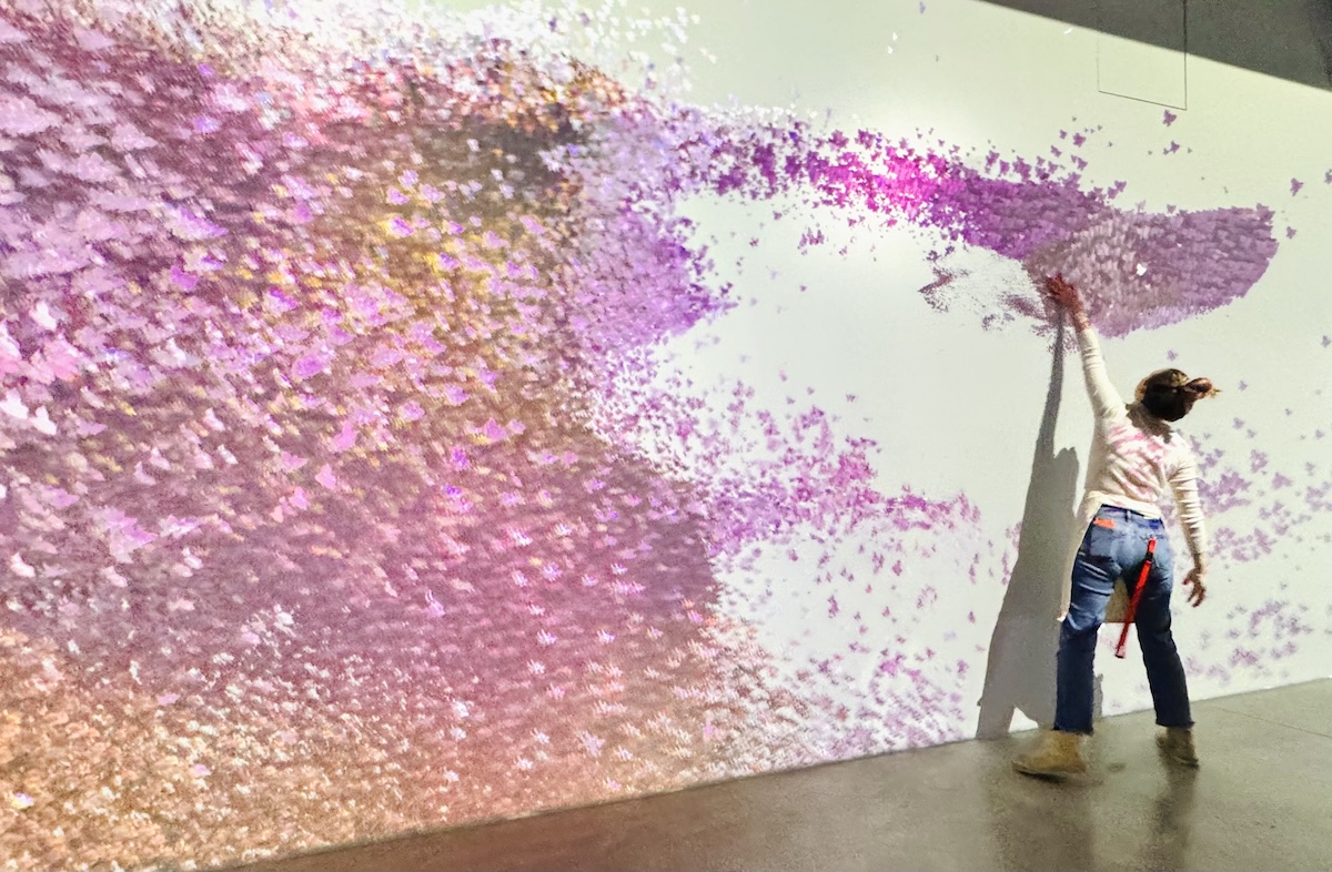 Here’s Your Chance to Appear on Piccadilly Circus’s Iconic Screen – New ...